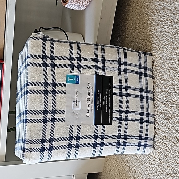Mainstays | Bedding | New Mainstays Twin Sheet Set | Poshmark